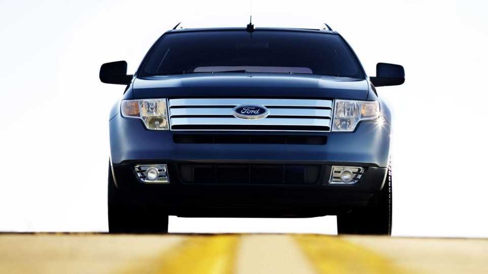 2010 Ford Edge Pricing, Photos & Specs