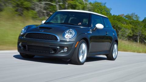 2010 Mini Cooper Hardtop Pricing, Photos & Specs