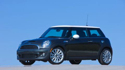 2010 Mini Cooper Hardtop Pricing, Photos & Specs