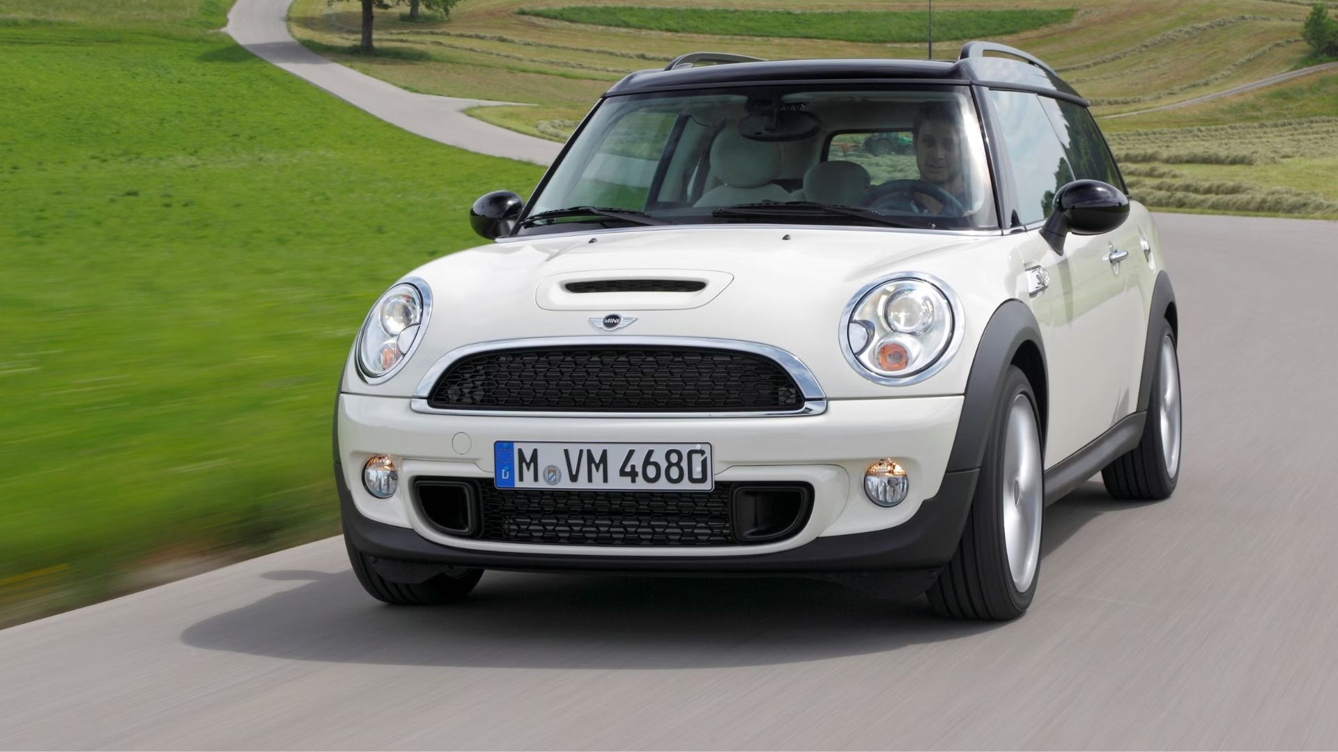 2009 Mini Cooper Clubman Pricing, Photos & Specs
