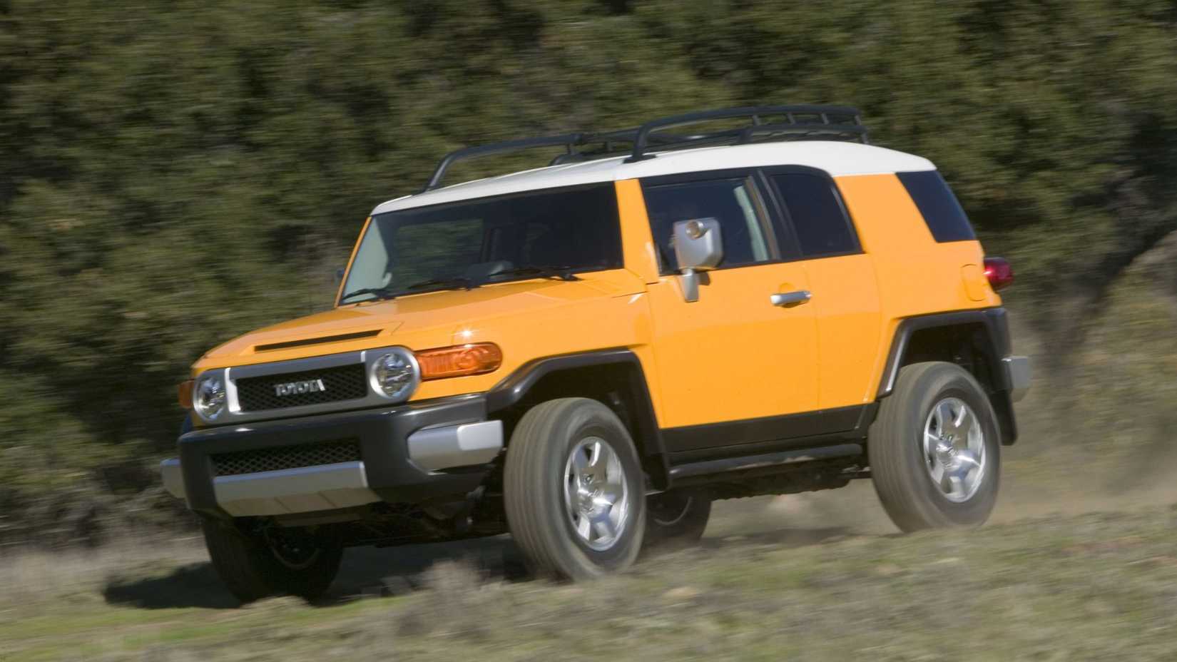 2008 Toyota FJ Cruiser Pricing, Photos & Specs