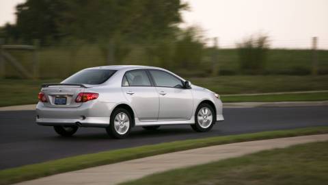 2009 Toyota Corolla Sedan Pricing, Photos & Specs