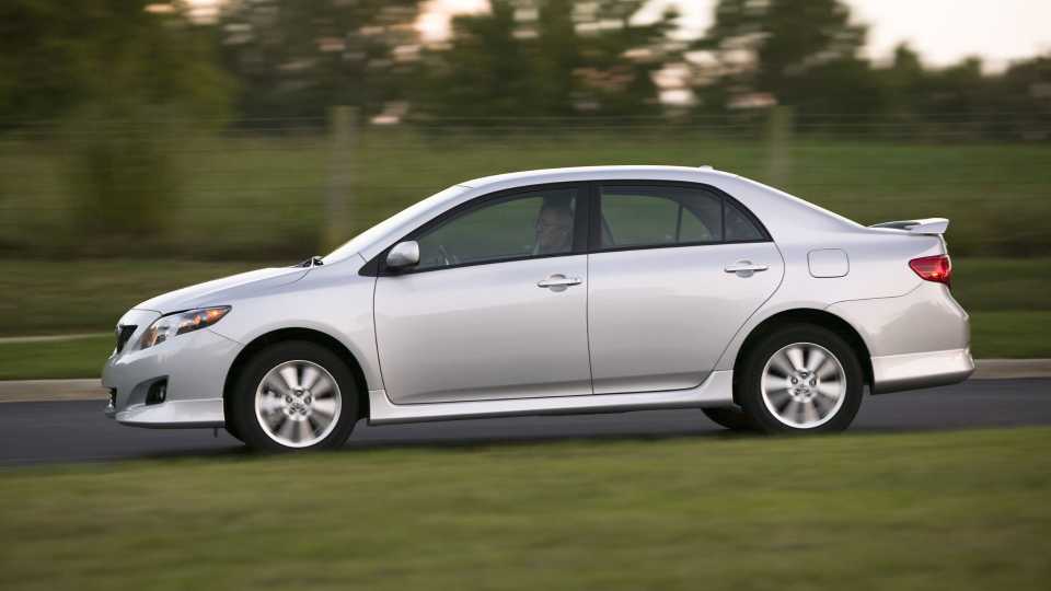 2010 Toyota Corolla Sedan Pricing, Photos & Specs