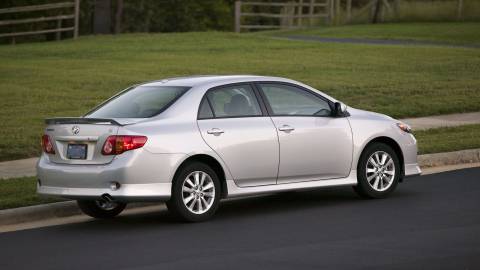2009 Toyota Corolla Sedan Pricing, Photos & Specs