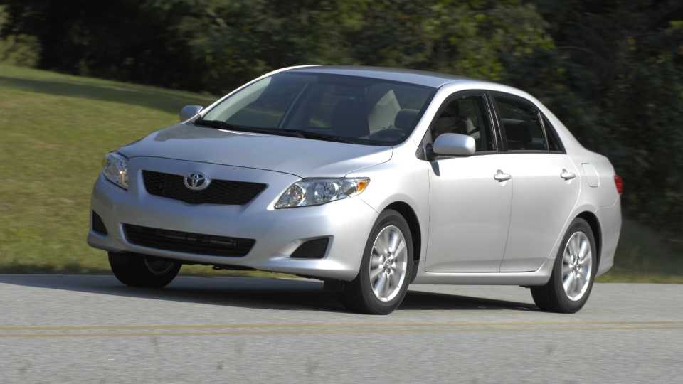 2010 Toyota Corolla Sedan Pricing, Photos & Specs