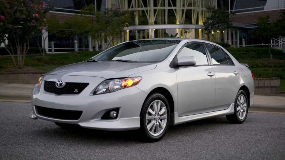 2010 Toyota Corolla Sedan Pricing, Photos & Specs