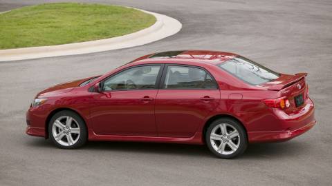 2009 Toyota Corolla Sedan Pricing, Photos & Specs