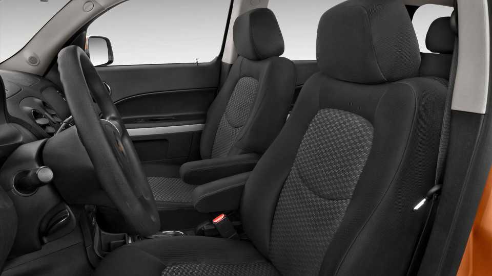 2011 Chevrolet HHR Pricing, Photos & Specs