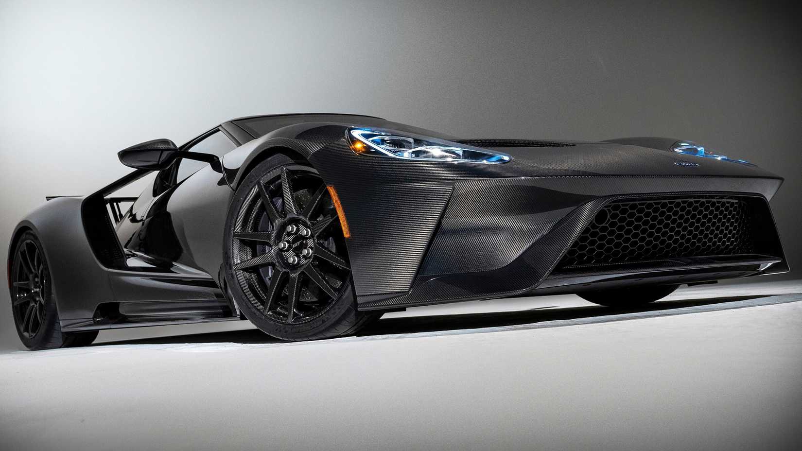 Ford GT By The Numbers: Price, 0-60, Horsepower, And More