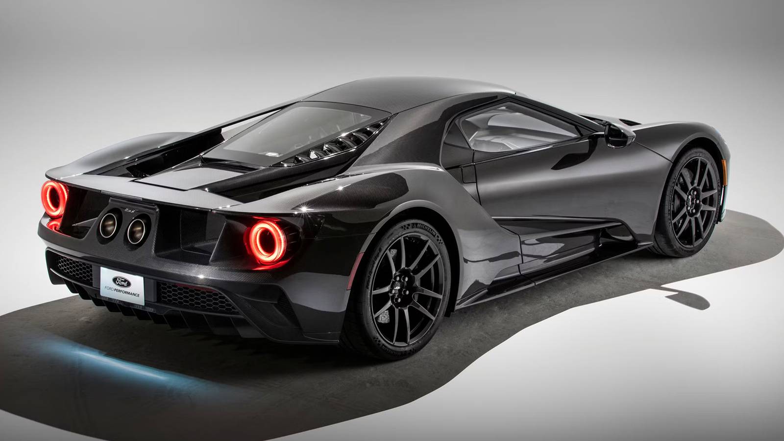 Ford GT By The Numbers: Price, 0-60, Horsepower, And More