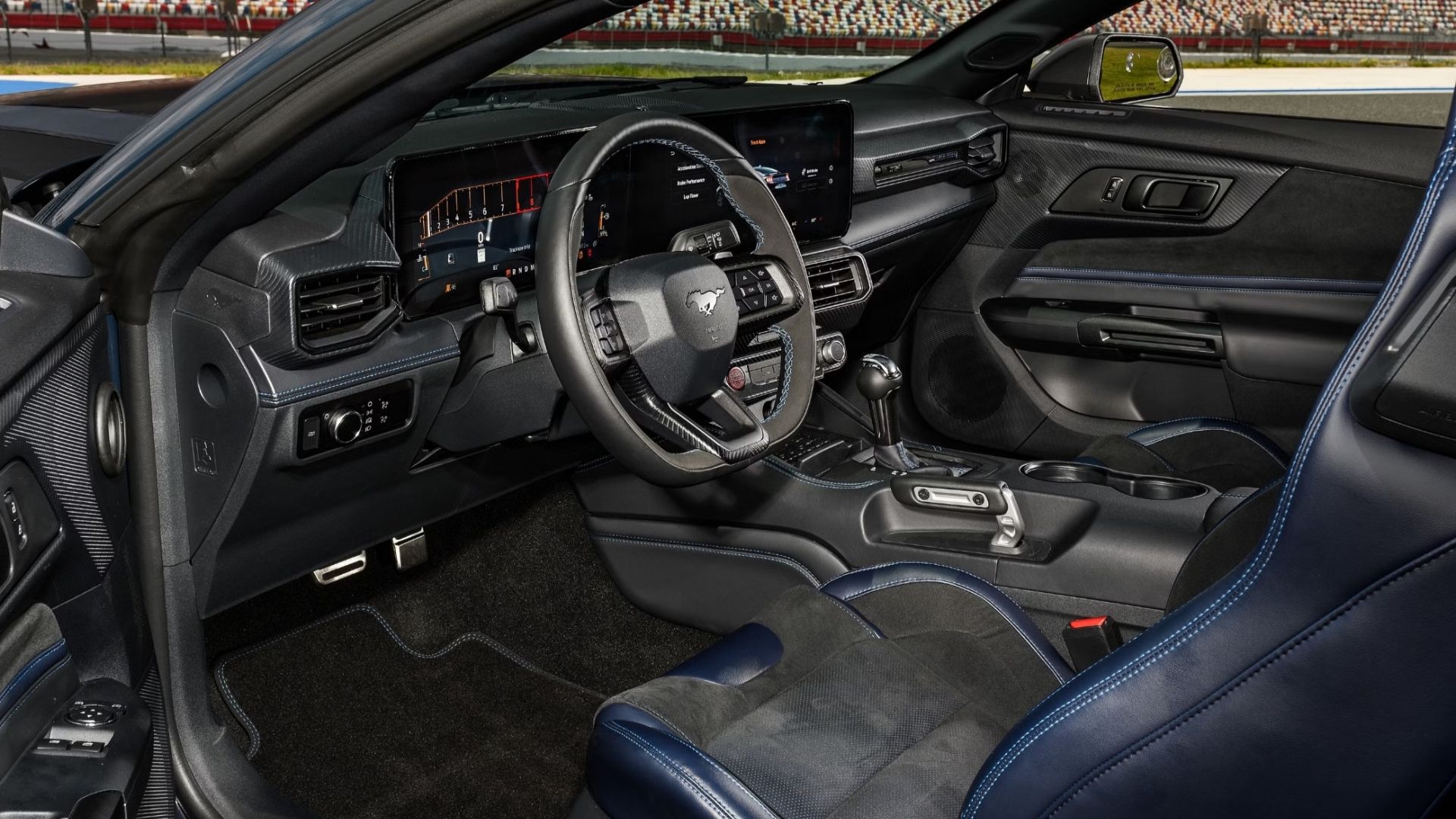 2025 Ford Mustang Dark Horse Pricing, Photos & Specs