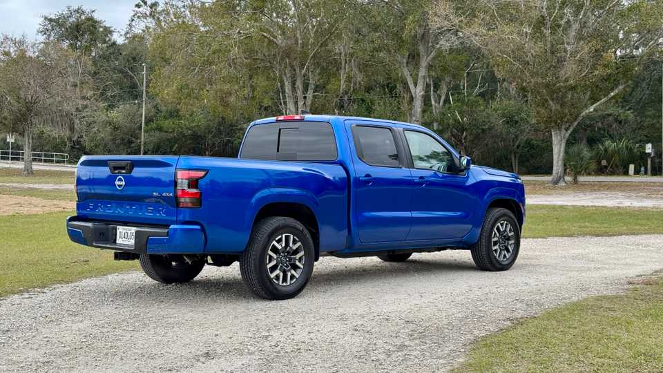 2025 Nissan Frontier Pricing, Photos & Specs