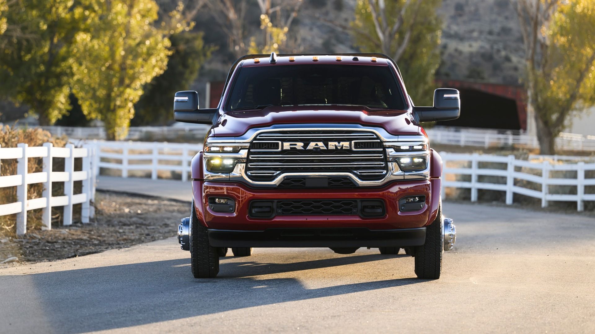 2025 Ram 2500 HD Photo Gallery: Interior and Exterior