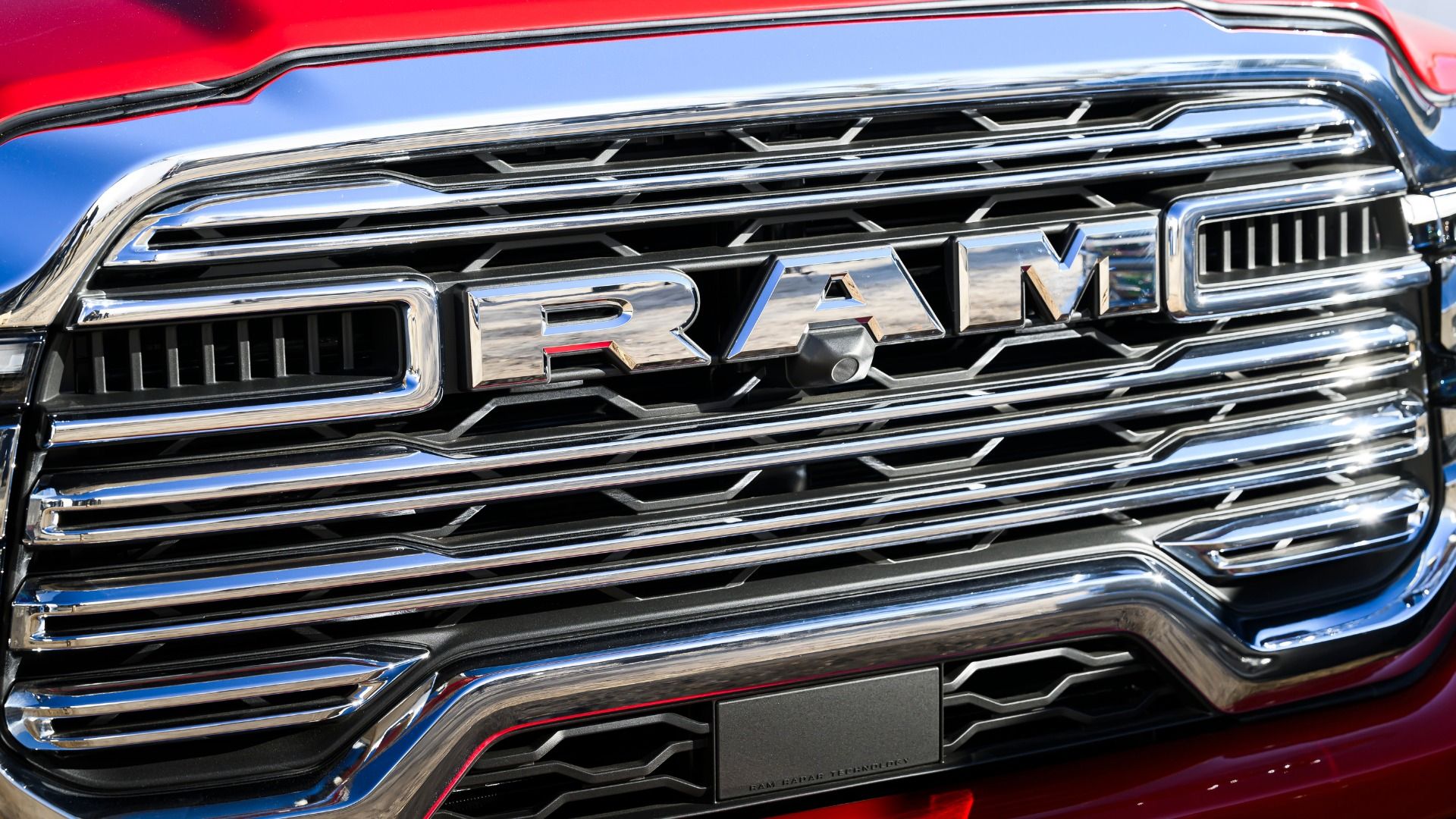 2025 Ram 2500 HD Photo Gallery: Interior and Exterior