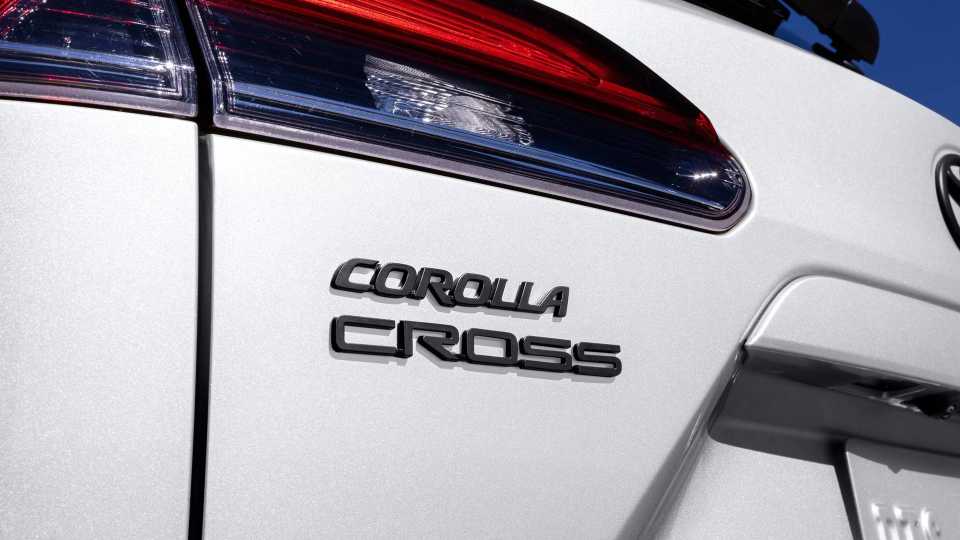 2025 Toyota Corolla Cross Pricing, Photos & Specs