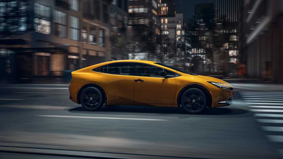 2025 Toyota Prius Pricing, Photos & Specs