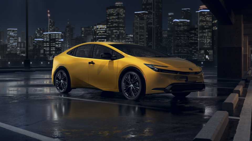 2025 Toyota Prius Pricing, Photos & Specs