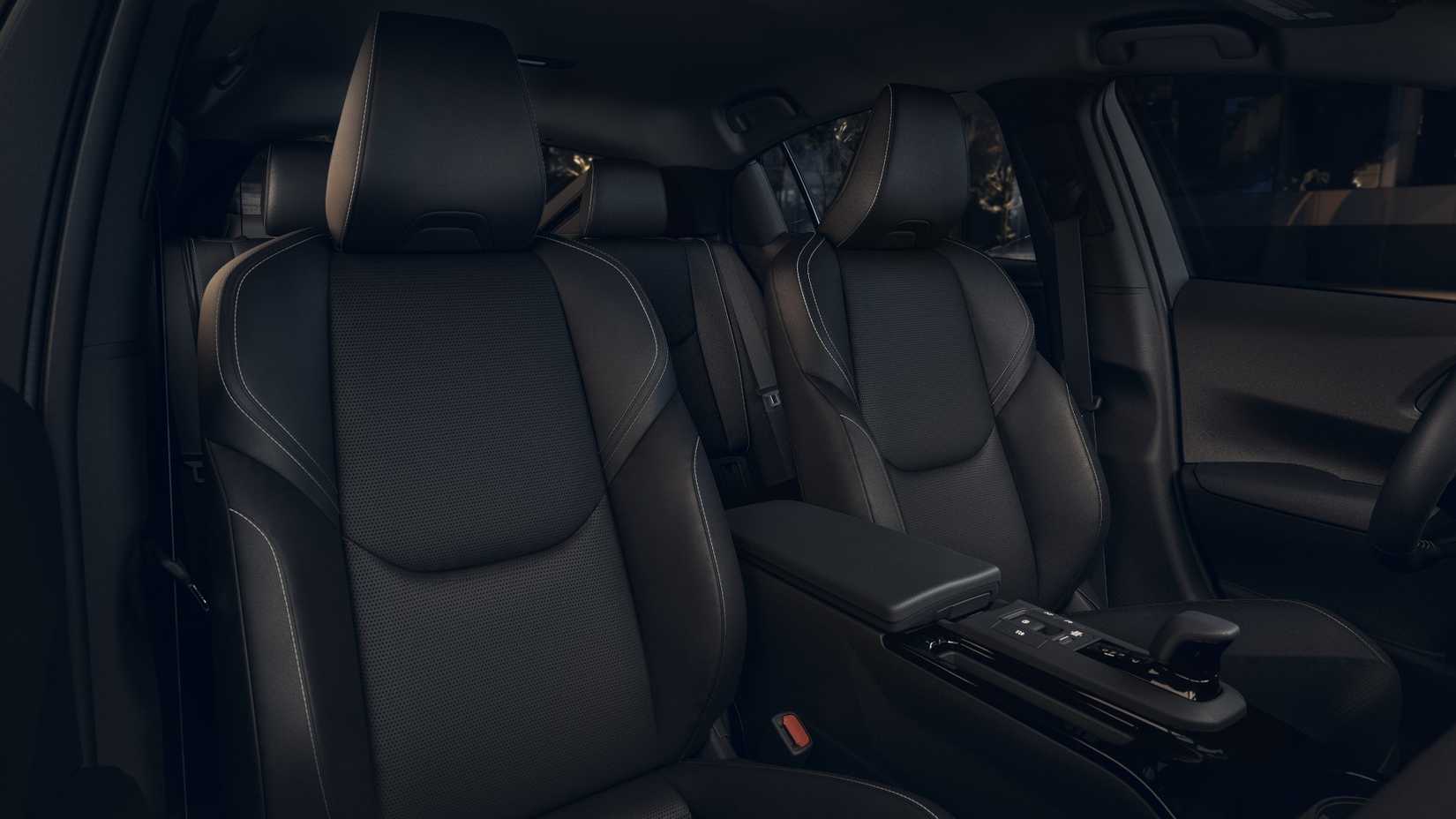 2025 Toyota Prius Photo Gallery: Interior and Exterior