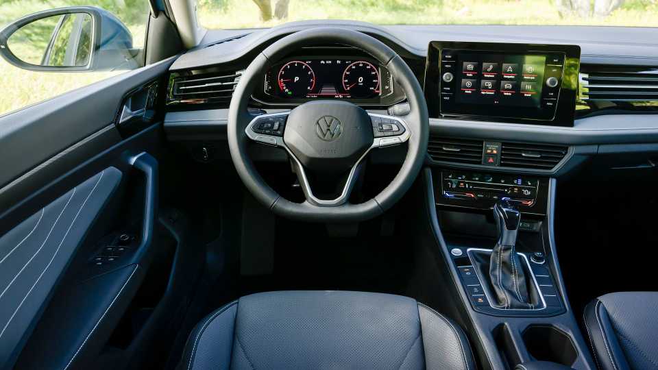 2025 Volkswagen Jetta Pricing, Photos & Specs