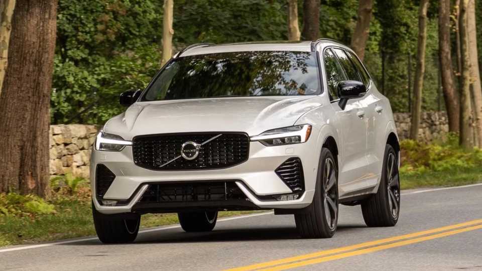 2025 Volvo XC60 Pricing, Photos & Specs