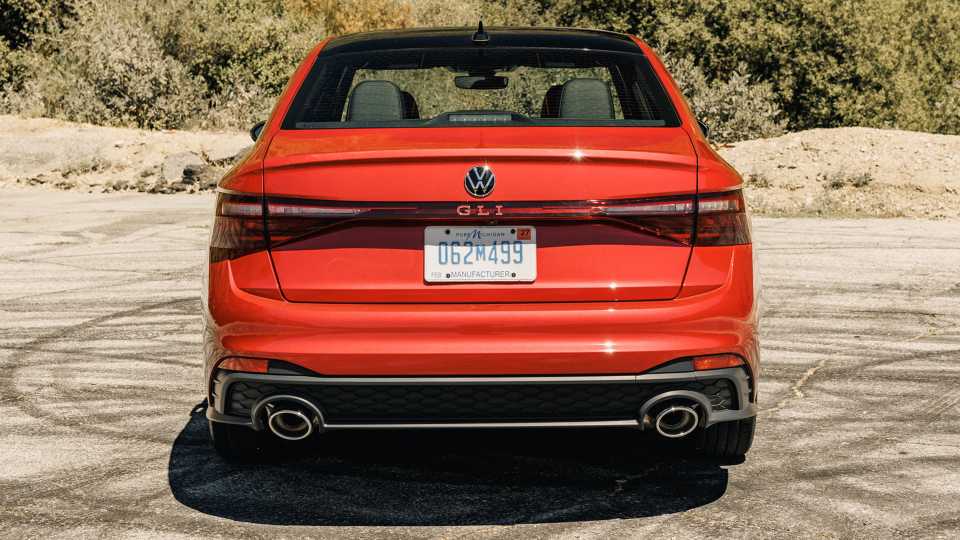2025 Volkswagen Jetta GLI - Overview Pricing, Photos & Specs
