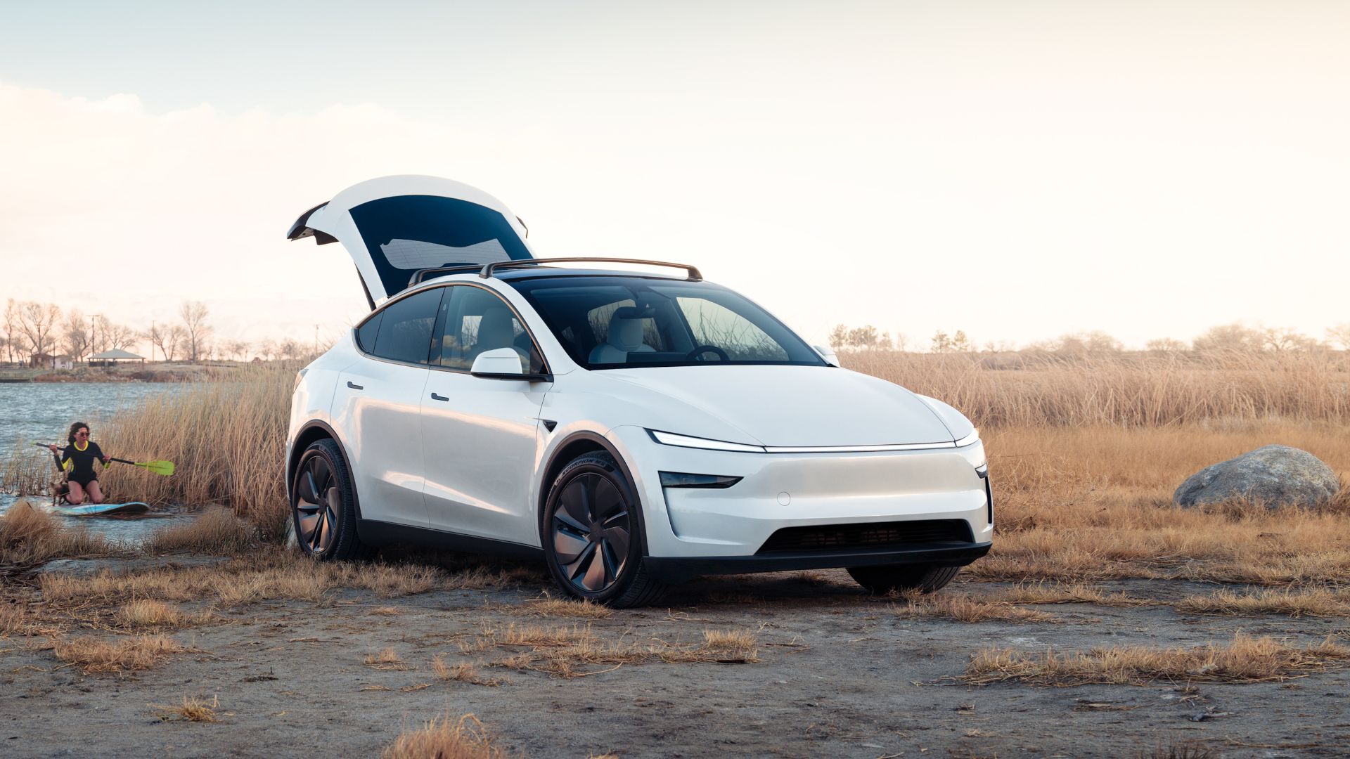 The new Tesla Model Y gets 16 000 worth of free options would you buy one