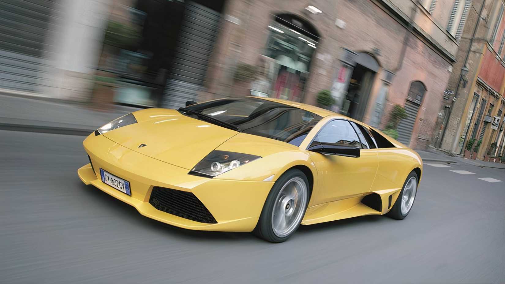 The Last Manual V12 Roadster: Lamborghini Murcielago LP640