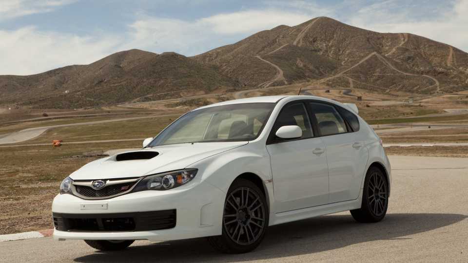 2009 Subaru Impreza WRX STI Hatchback Pricing, Photos & Specs
