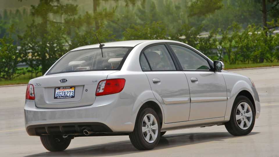 2010 Kia Rio Pricing, Photos & Specs
