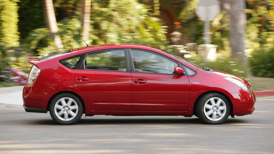 2009 Toyota Prius Pricing, Photos & Specs