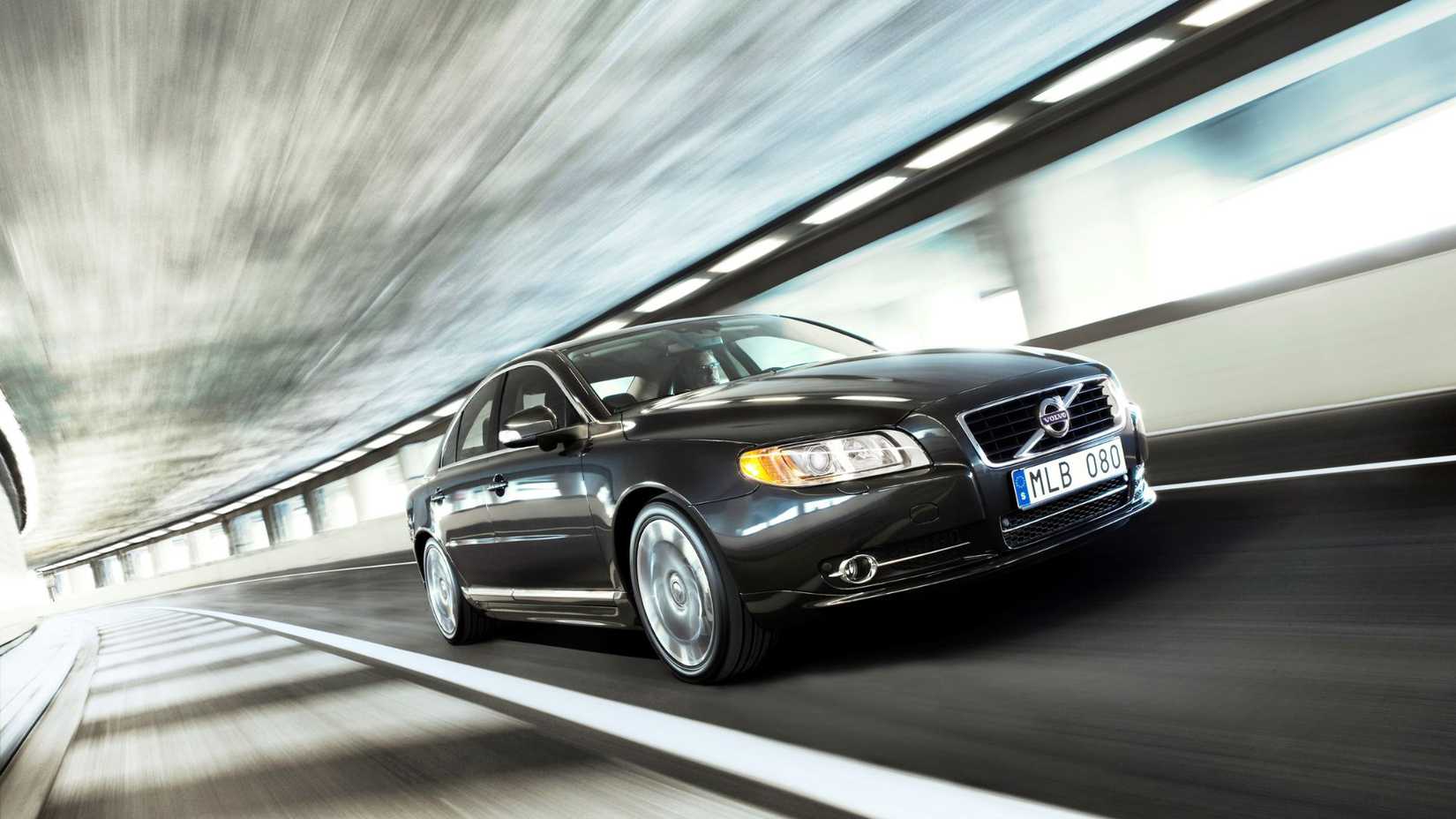 Here's What The V8-Powered Volvo S80 Costs You In 2025
