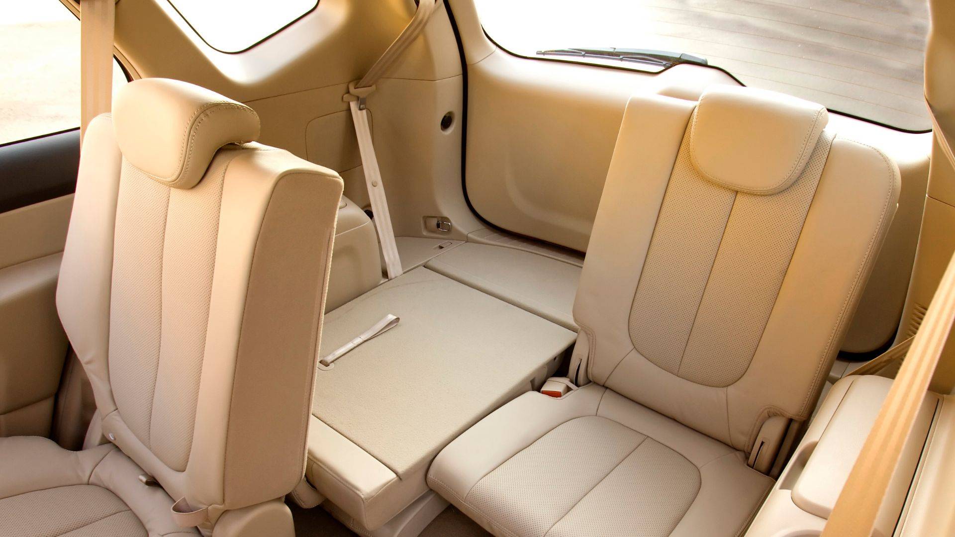 2008 Kia Rondo Pricing, Photos & Specs