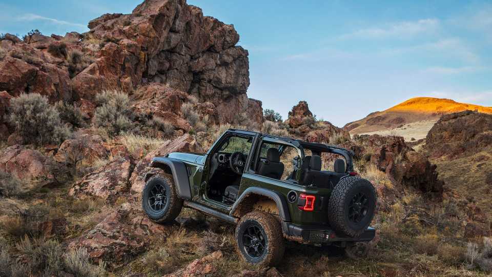 2025 Jeep Wrangler Pricing, Photos & Specs