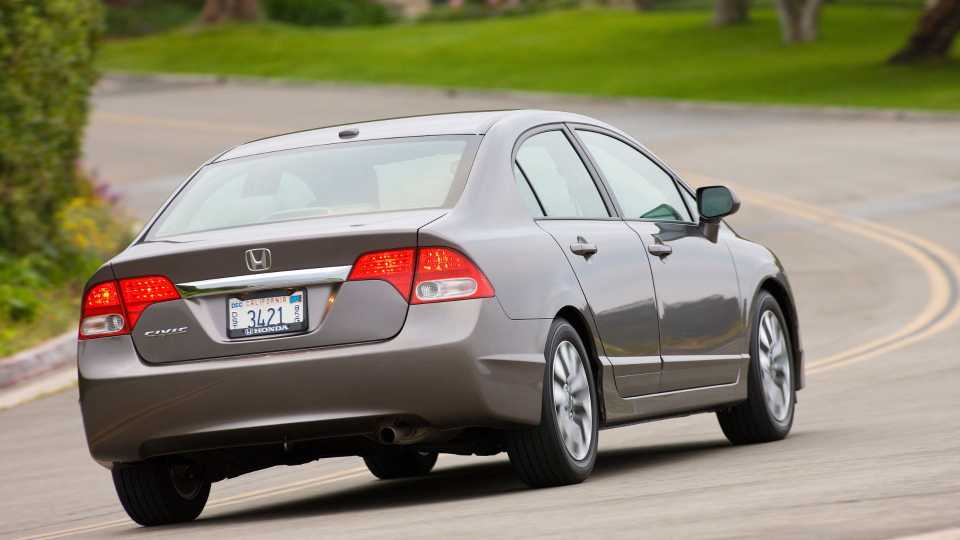 2010 Honda Civic Sedan Pricing, Photos & Specs