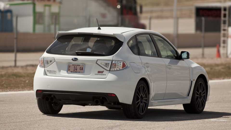 2009 Subaru Impreza WRX STI Hatchback Pricing, Photos & Specs