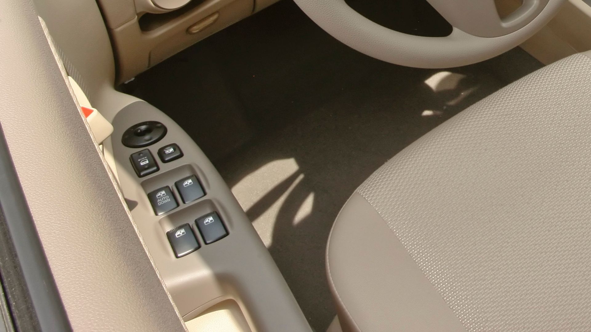 2010 Kia Rio Interior Photos