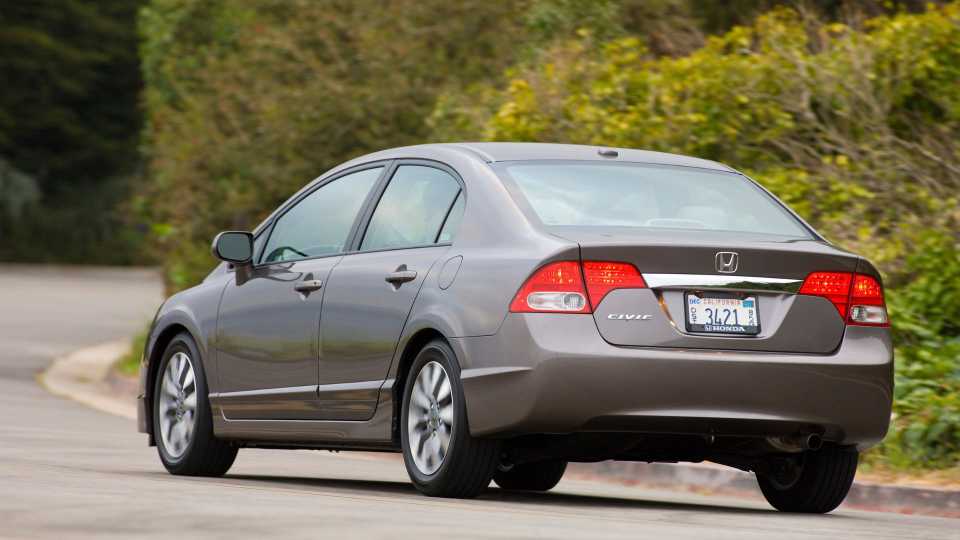 2010 Honda Civic Sedan Pricing, Photos & Specs