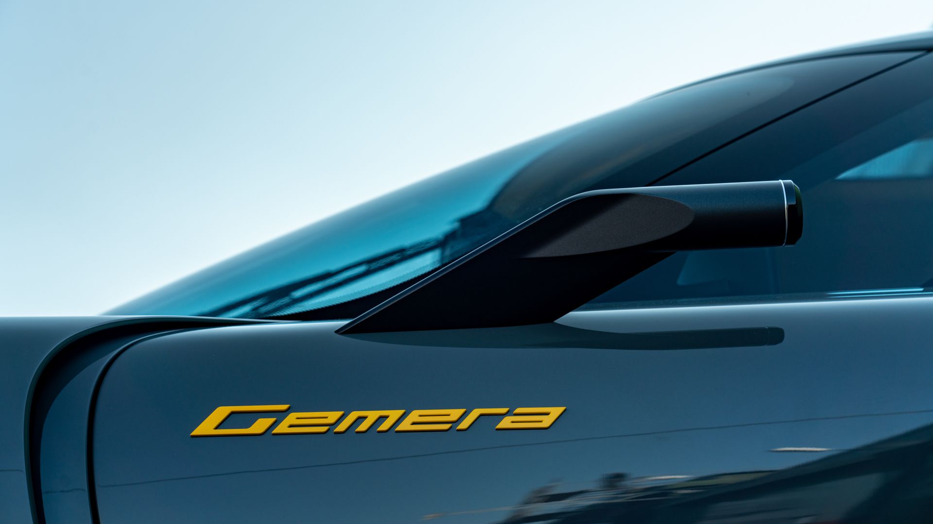2025 Koenigsegg Gemera Specs & Trims