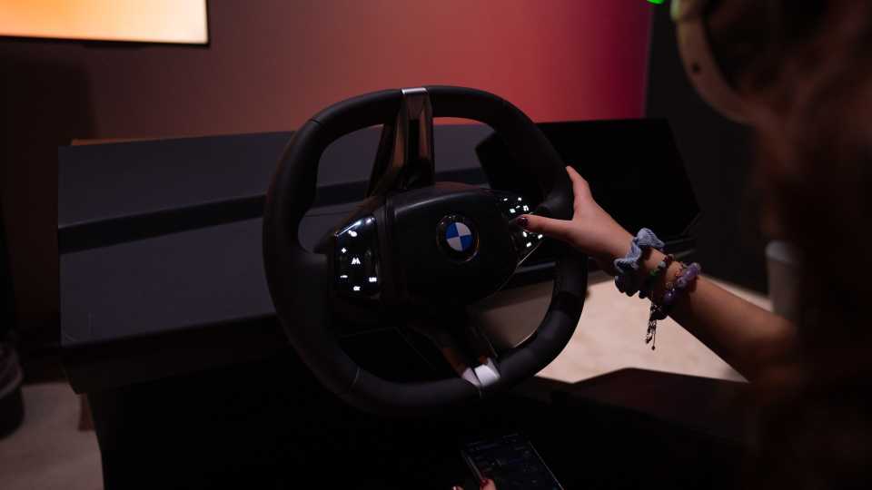 BMW Presents Panoramic iDrive With BMW Operating System X At CES 2025