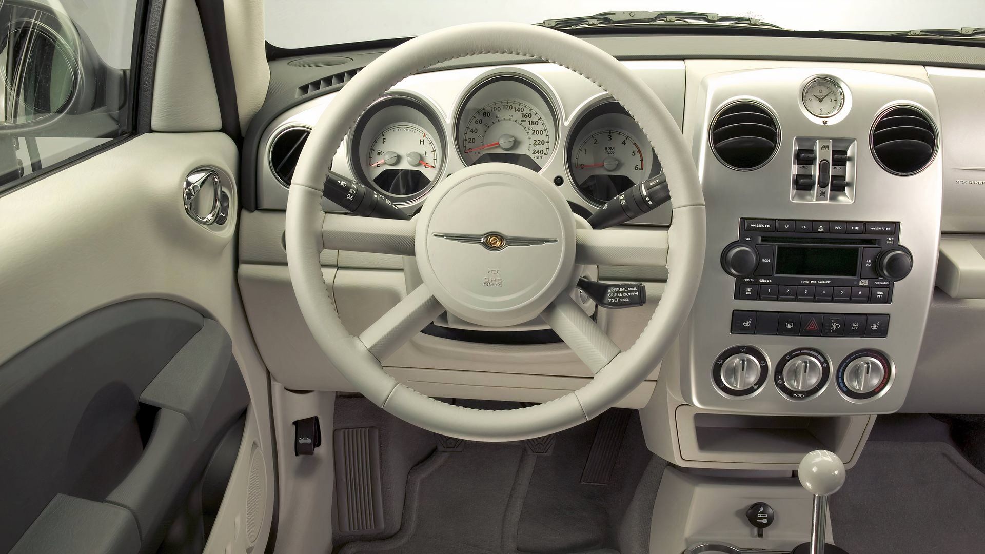 2010 Chrysler PT Cruiser Interior Photos