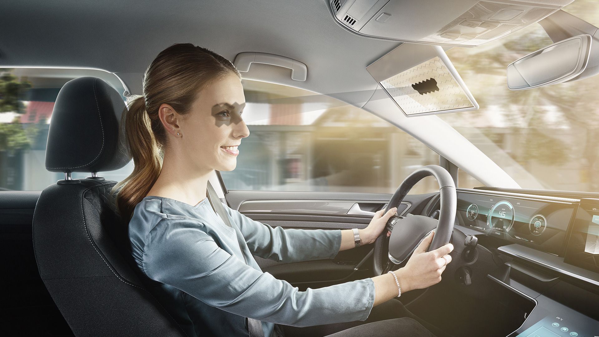 Gentex Reveals Dimmable Sun Visor With Screen Capability At CES 2025