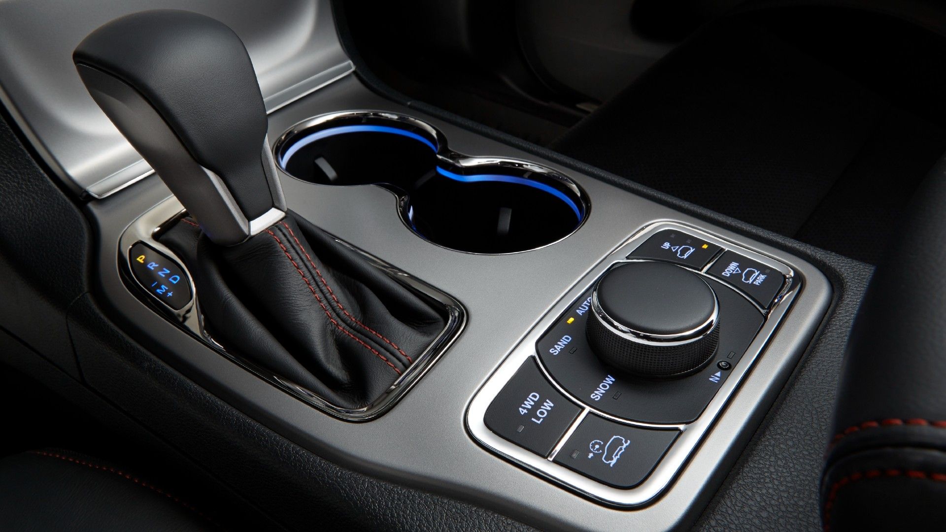 2021 Jeep Grand Cherokee Trackhawk Pricing, Photos & Specs