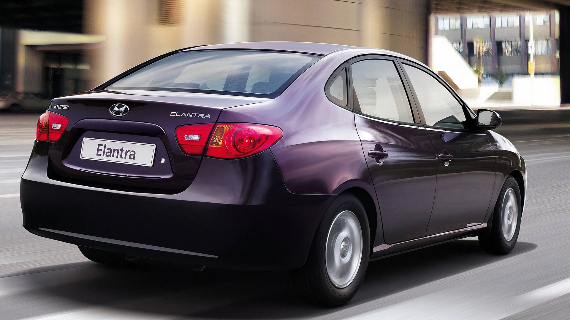 2009 Hyundai Elantra Review, Pricing, Photos, and Specs
