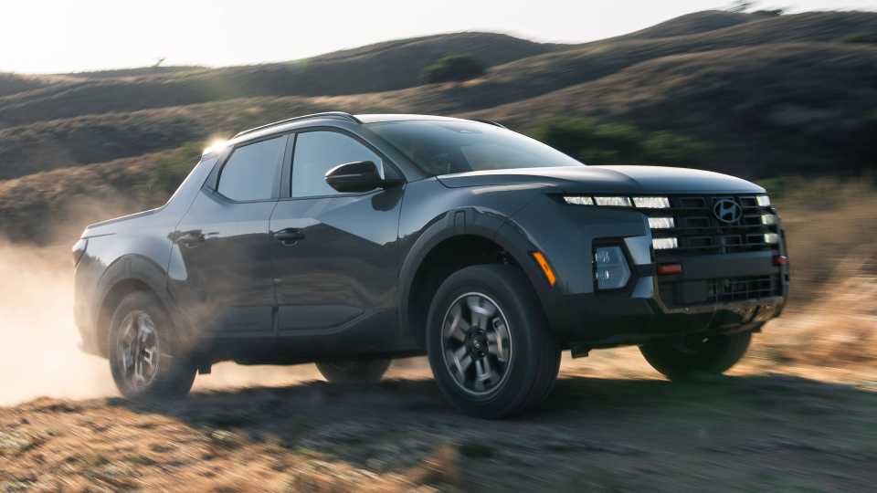 2025 Hyundai Santa Cruz Pricing, Photos & Specs