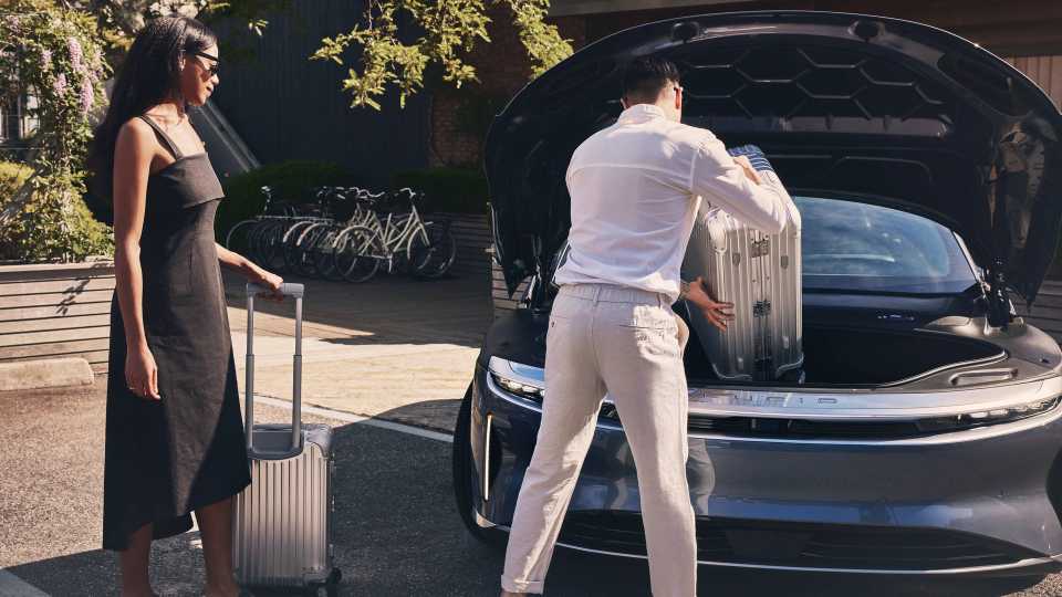 2025 Lucid Air Pricing, Photos & Specs