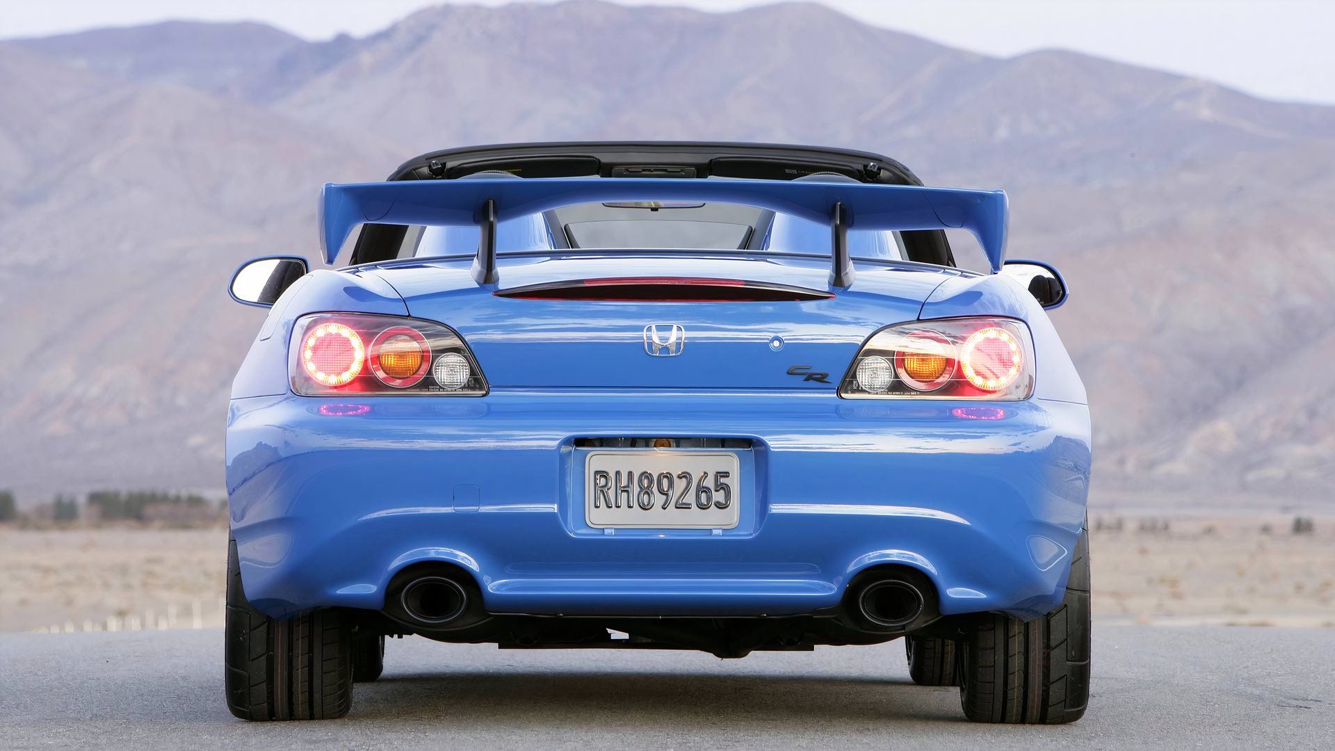 difference between s2000 and cr