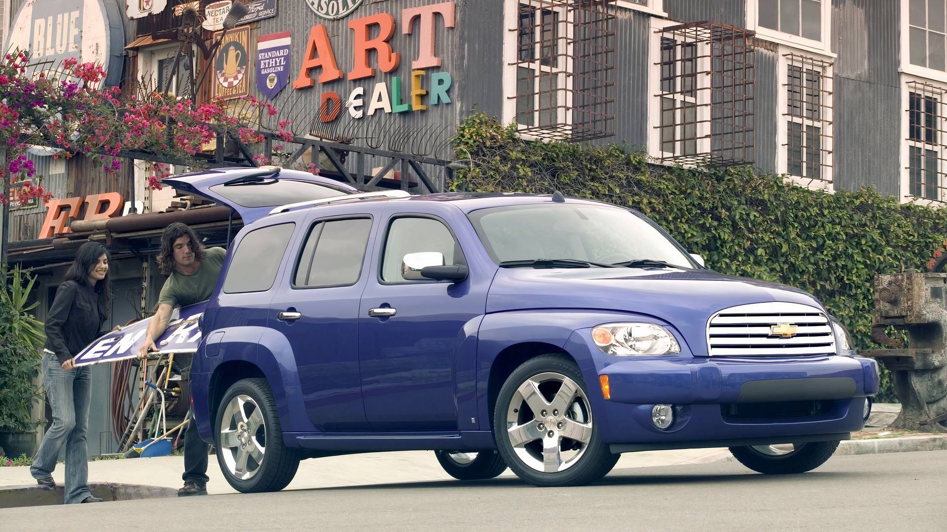 2009 Chevrolet HHR Pricing, Photos & Specs