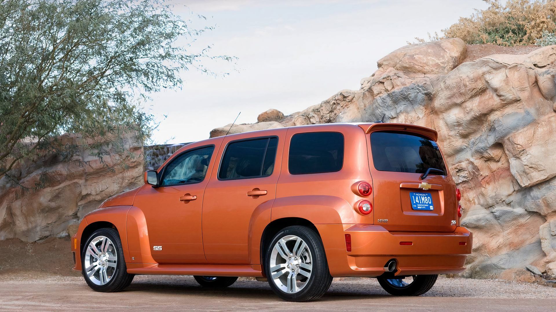 2009 Chevrolet HHR Pricing, Photos & Specs