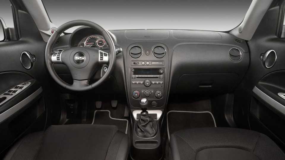 2011 Chevrolet HHR Pricing, Photos & Specs