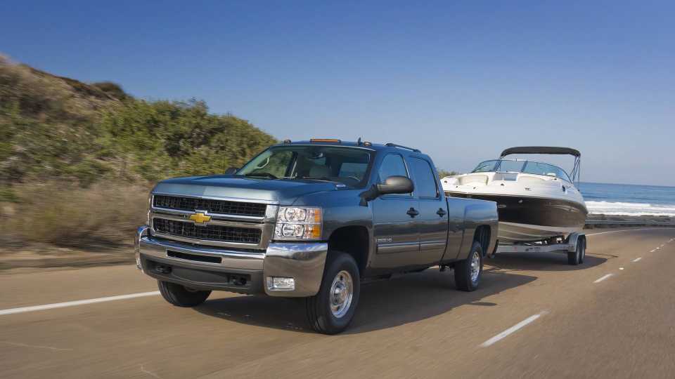 2010 Chevrolet Silverado 2500HD Pricing, Photos & Specs